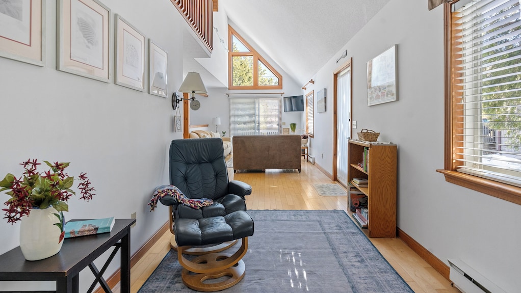 Coastal Retreat - 5 Mins To The Beach! - 로드아일랜드