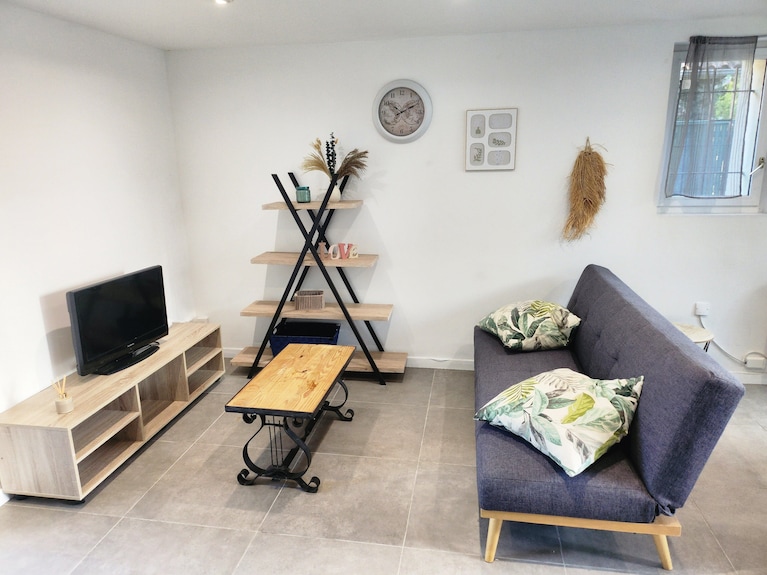 Duplex Avec Jardin, Proche Université, Hippodrome, Centre Commercial, Hélioparc - Pau