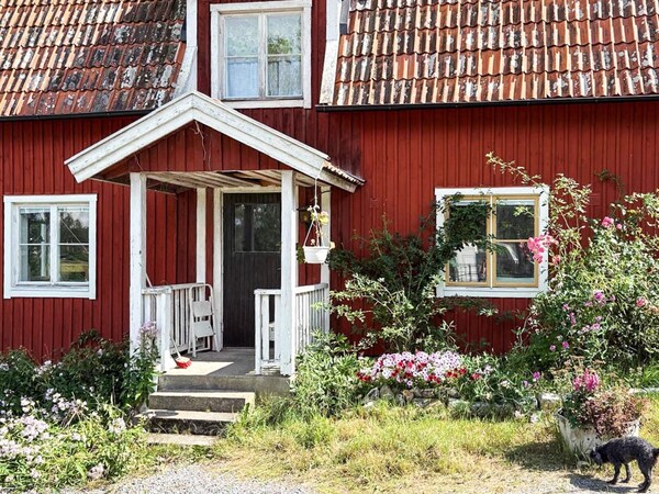 4 Person Holiday Home In Adelso - Ekerö