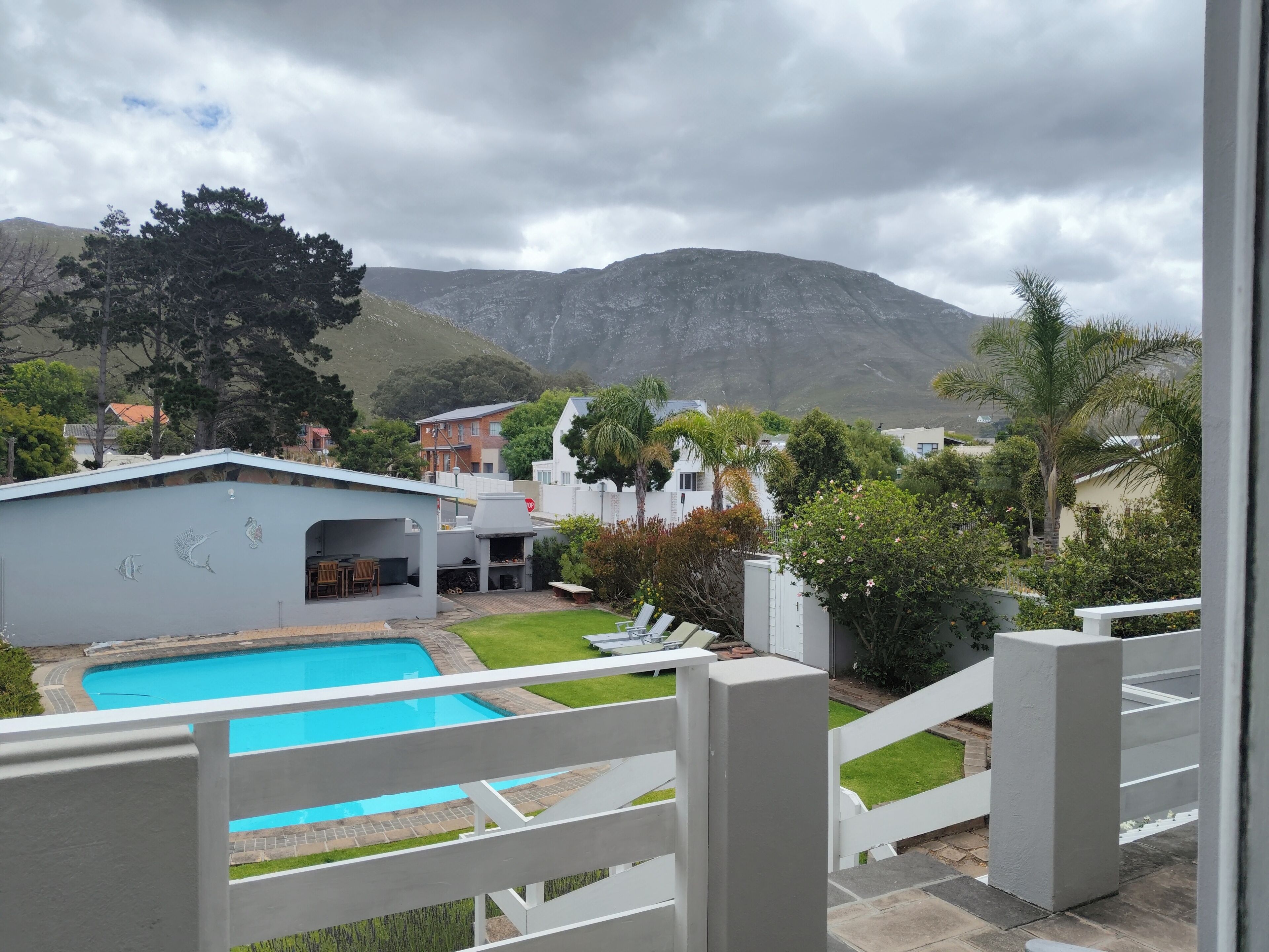 Quarto casal luxo, sacada, vista para a montanha | Terraço/pátio