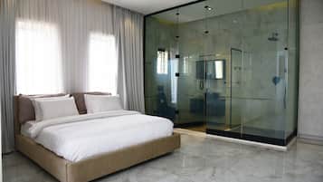 Apartamento Superior | Lençóis de algodão egípcio, roupa de alta qualidade, edredões de penas
