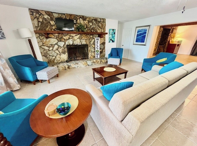 4 Bedroom Pool House Located In A Bird Sanctuary - Hudson Beach, Hudson