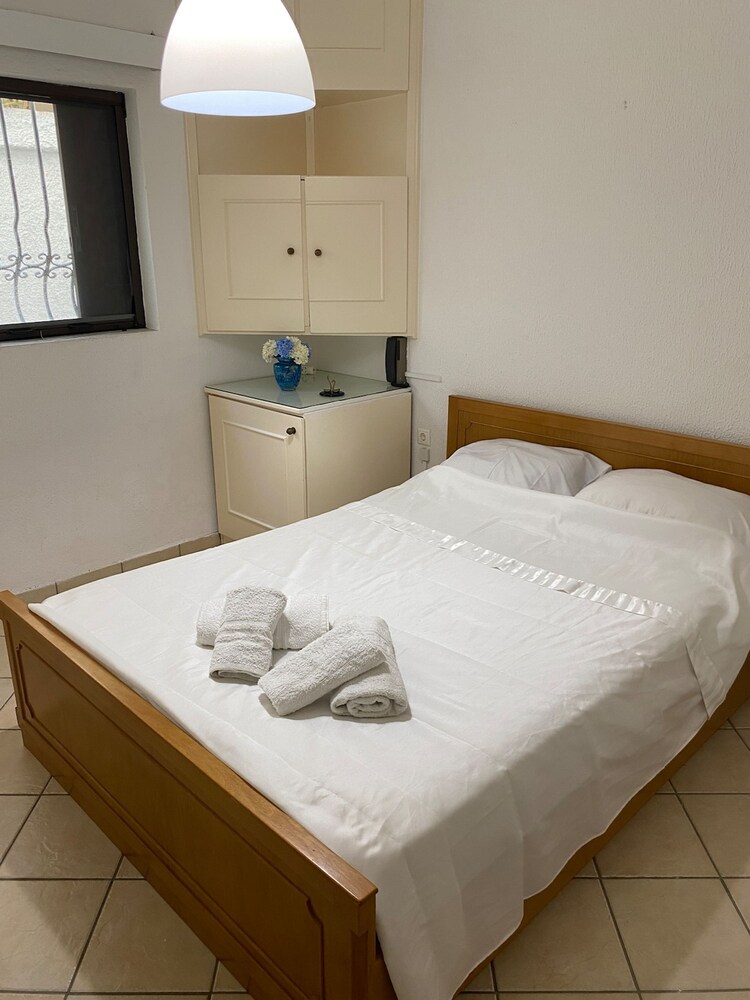 Cozy Home in Cholargos Reviews, Deals & Photos 2026 - Vrbo