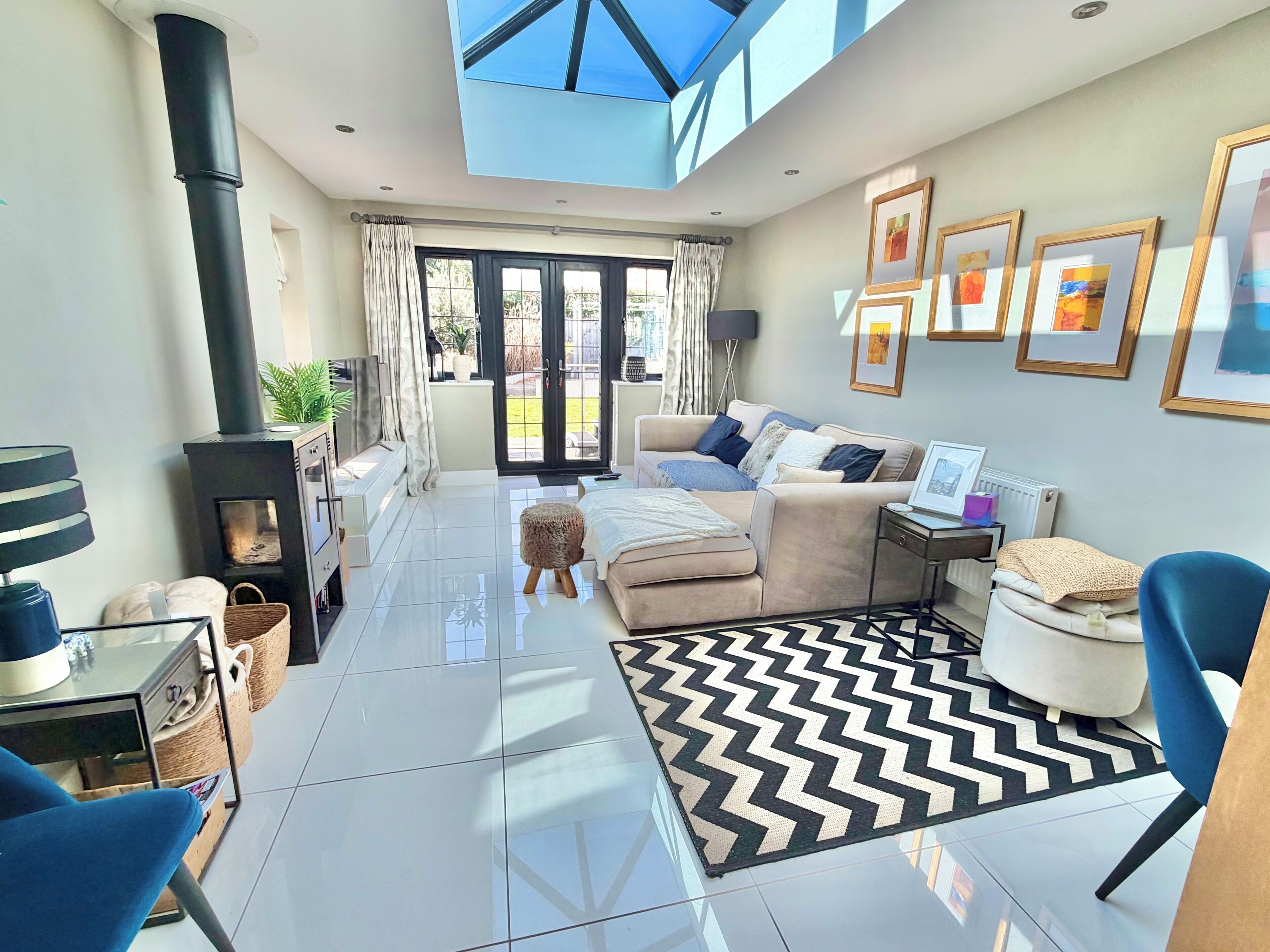 Modern Luxury Home - Hot Tub - 3 King Bedrooms - Free Parking - Close To Beaches - Sandbanks