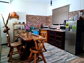 Suíte estúdio premium, 1 cama Queen | Cozinha privada