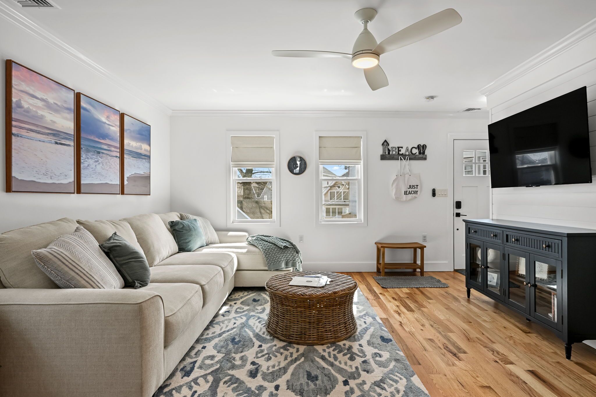 Salt & Blue - Walk To Beach - Near Tyde Wedding Venue - Milford, CT