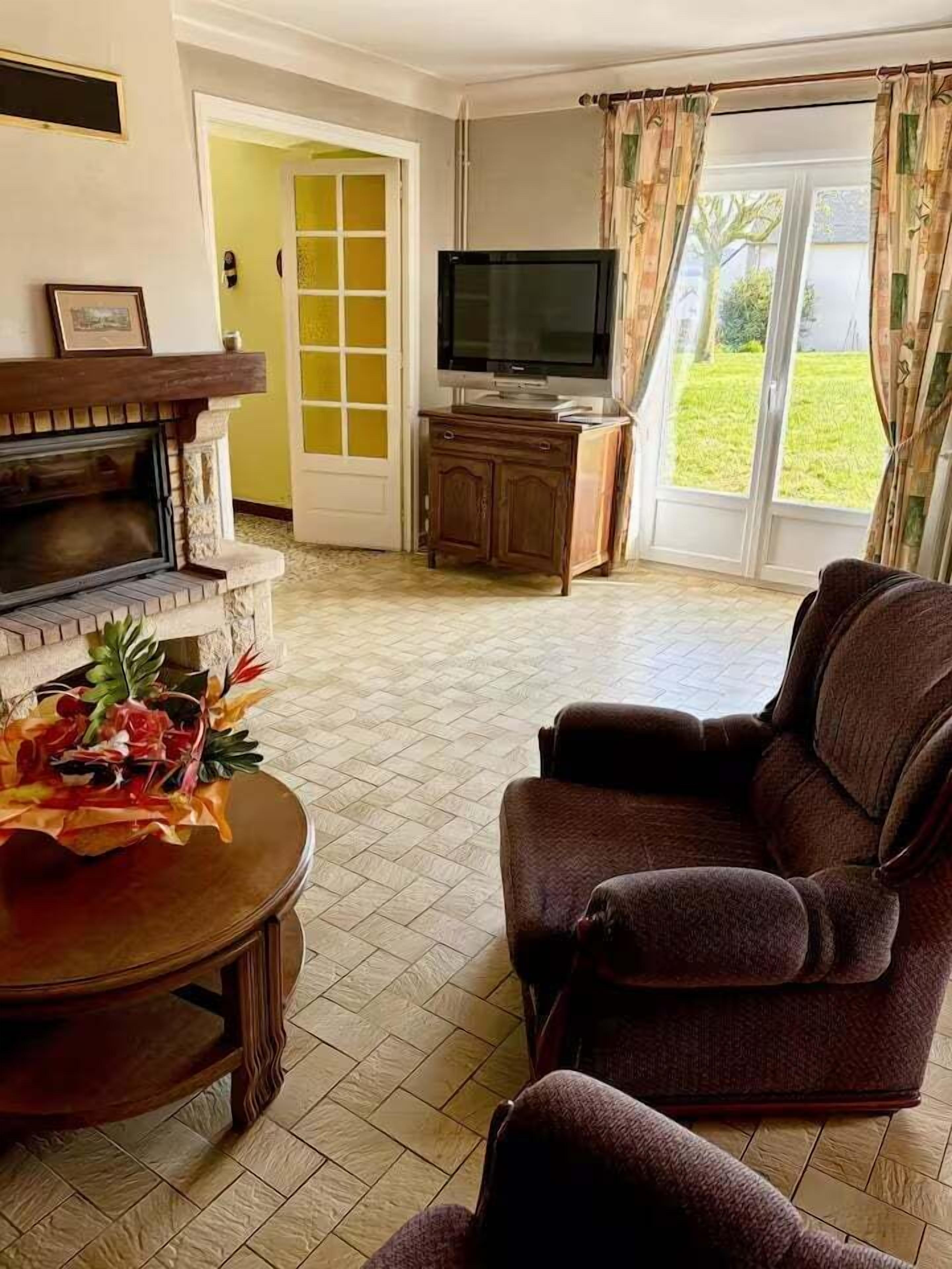 Longère Bretonne Avec Jardin à Trédaniel - Lamballe