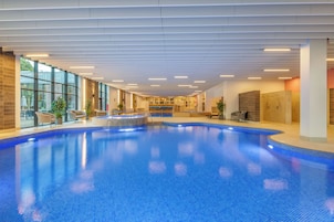 Piscina interior 