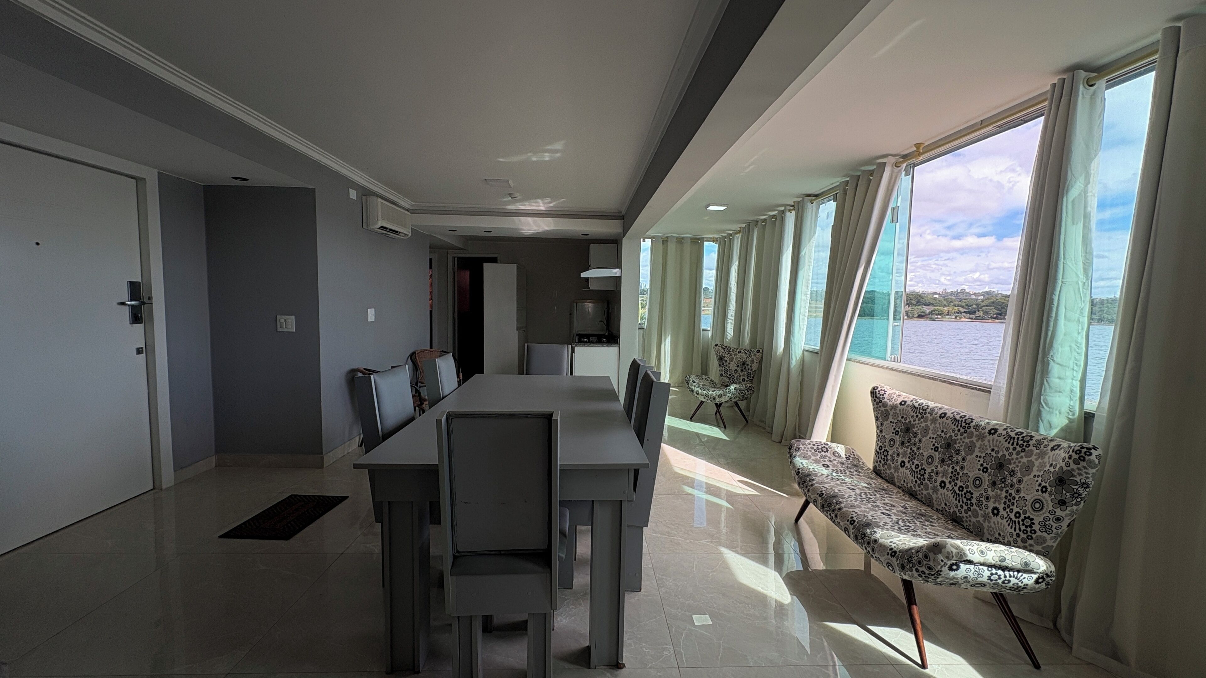Suite Presidencial | Sala de estar | Televisor LCD 