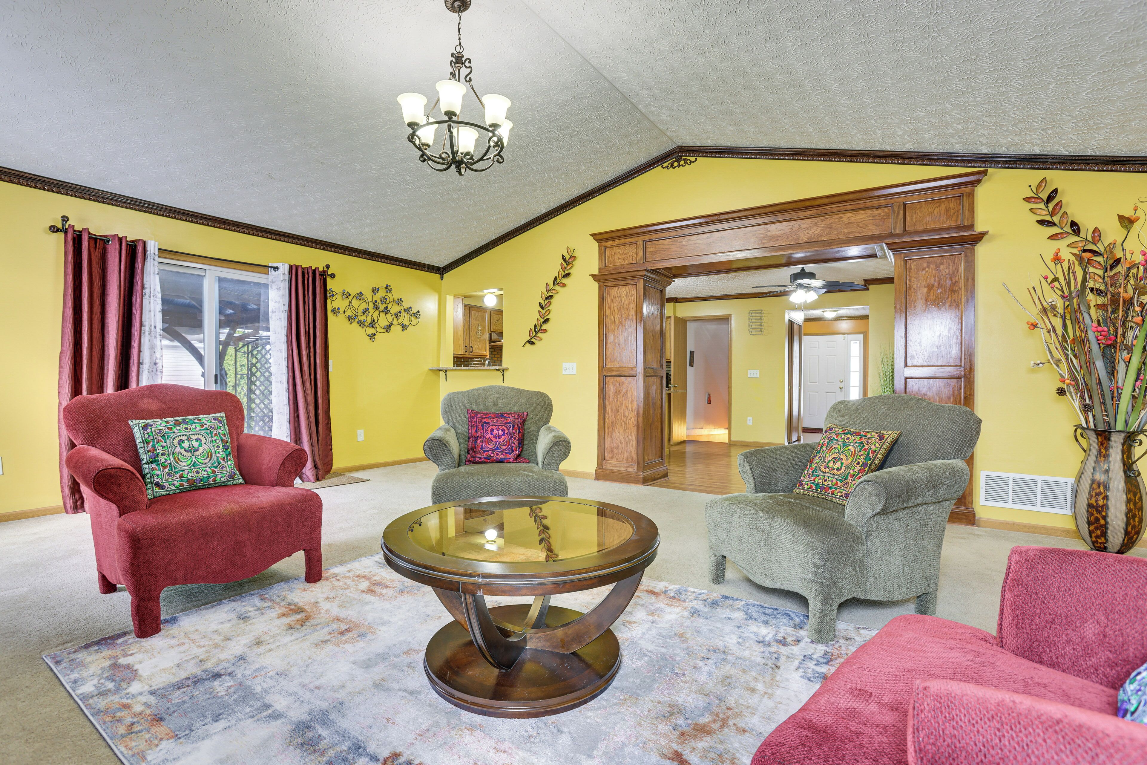 6 Mi To Rickenbacker Airport! Columbus Area Home - Ashville, OH