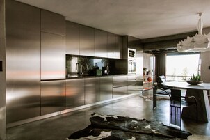 Casa | 2 quartos, internet de alta velocidade