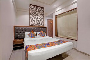 Quarto Premium | Lençóis de algodão egípcio, roupa de alta qualidade, cofre no quarto 