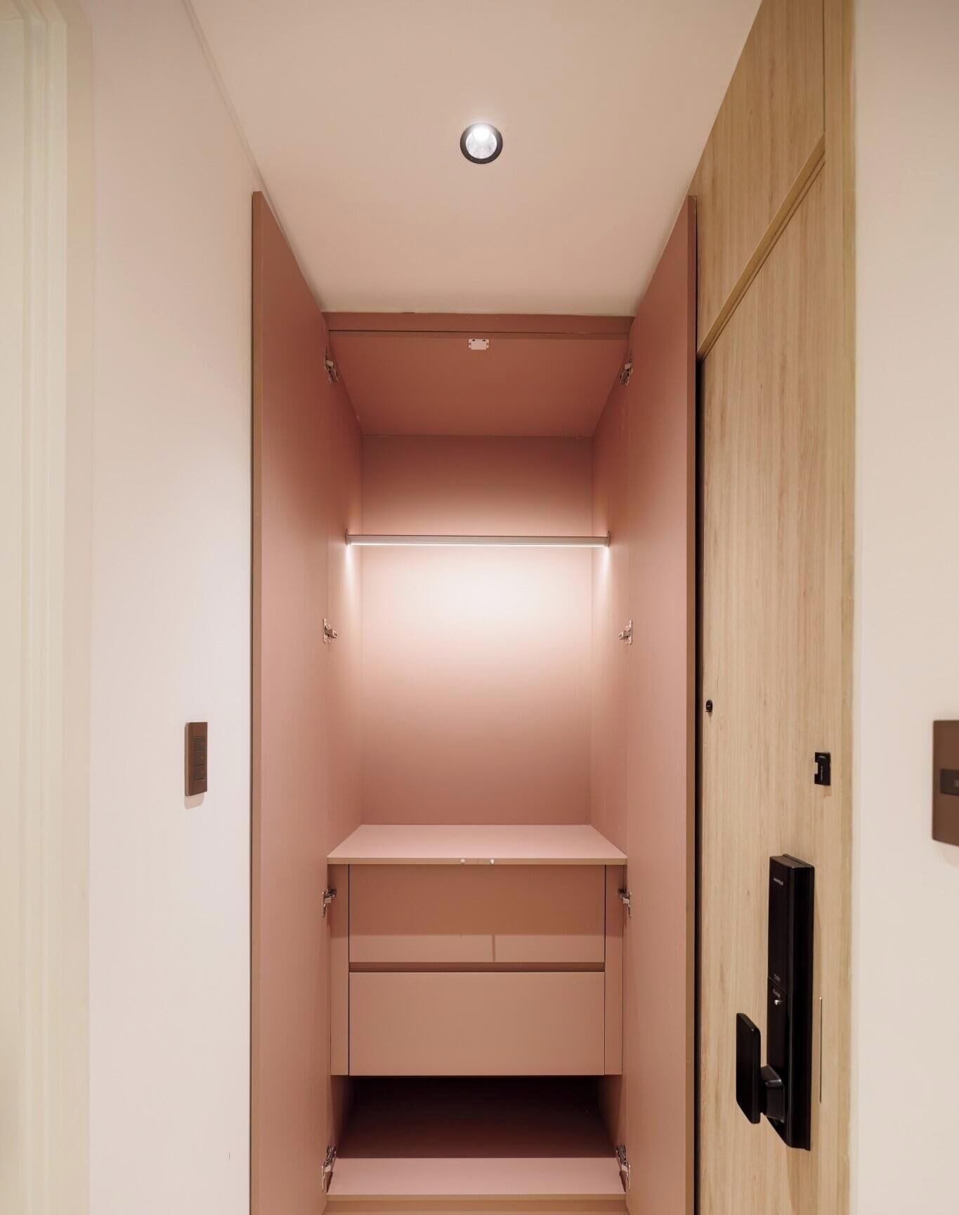 Quarto luxo | Wi-Fi de cortesia, roupa de cama