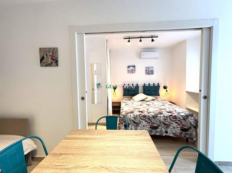 Studio Apartment 3 Beds Principessa Area - San Vincenzo