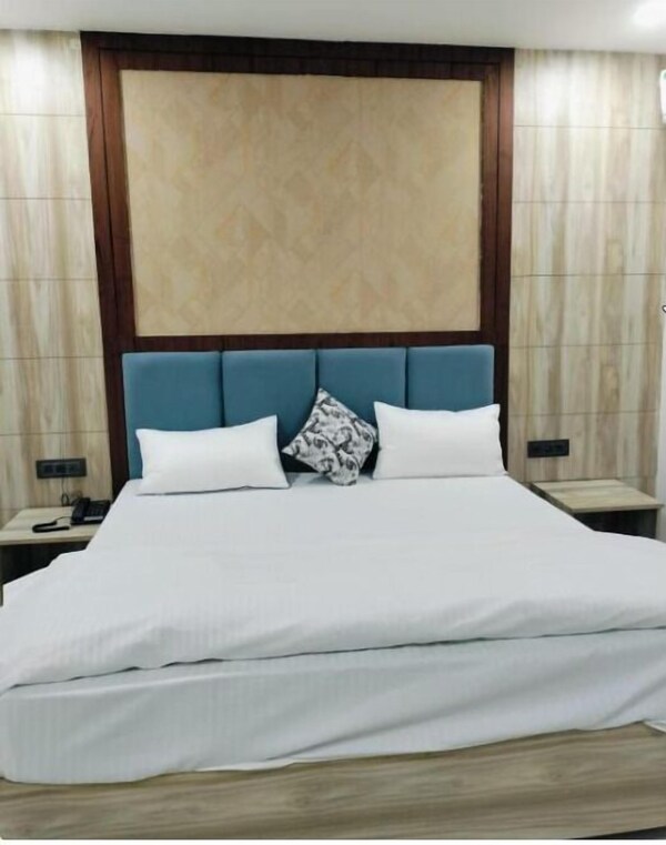 Hotel Golden Valley - Faridabad