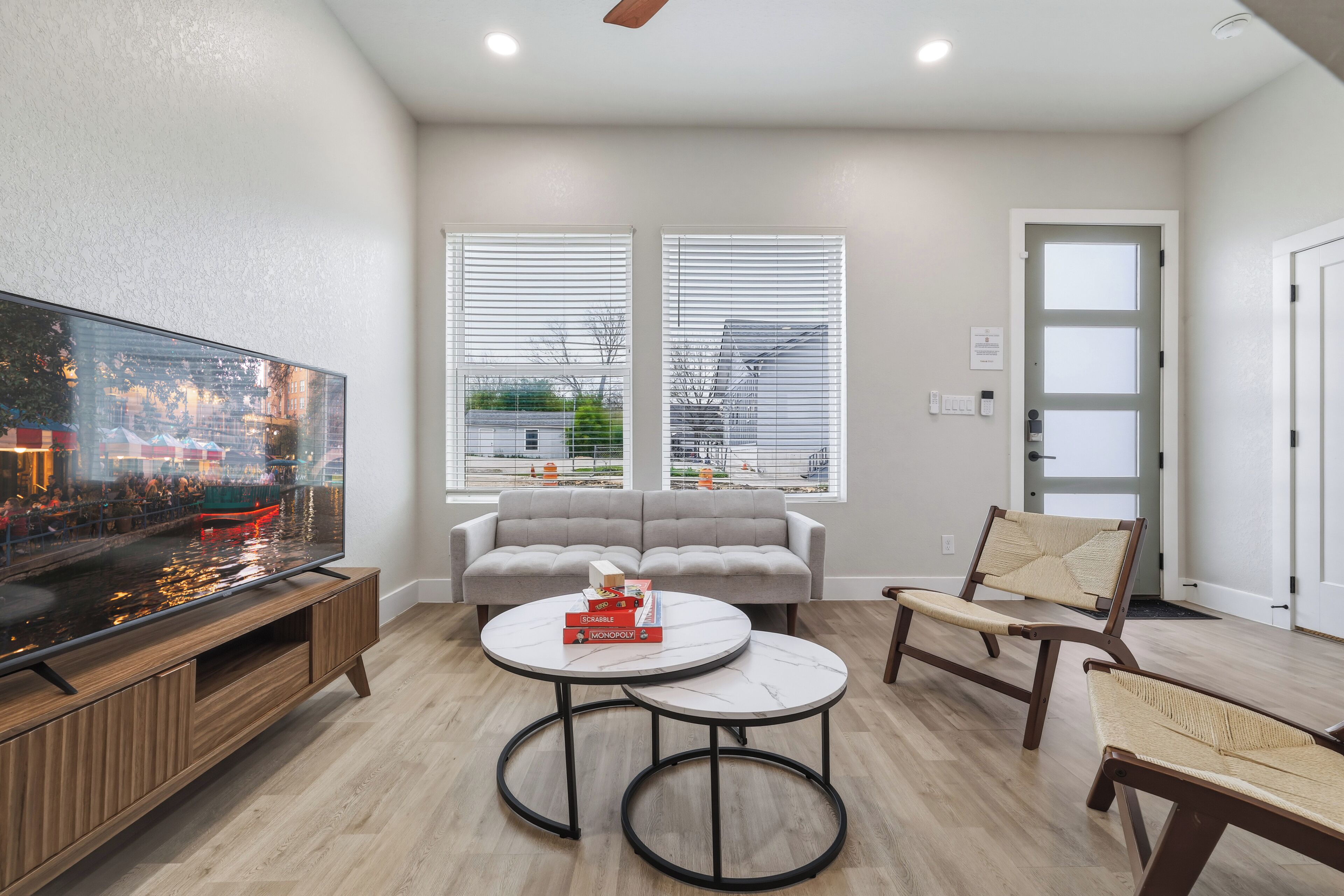 Sa Modern Home Nr River Walk + Dt | Bbq Yard Games - San Antonio