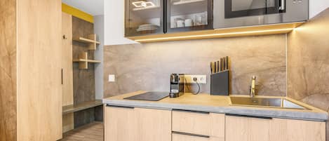 Quarto casal exclusivo, vista para a cidade | Cozinha privada