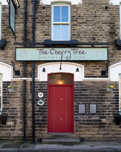 Cherry Tree Inn 