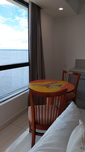 Quarto Duplo Deluxe, vista para a praia | Interior