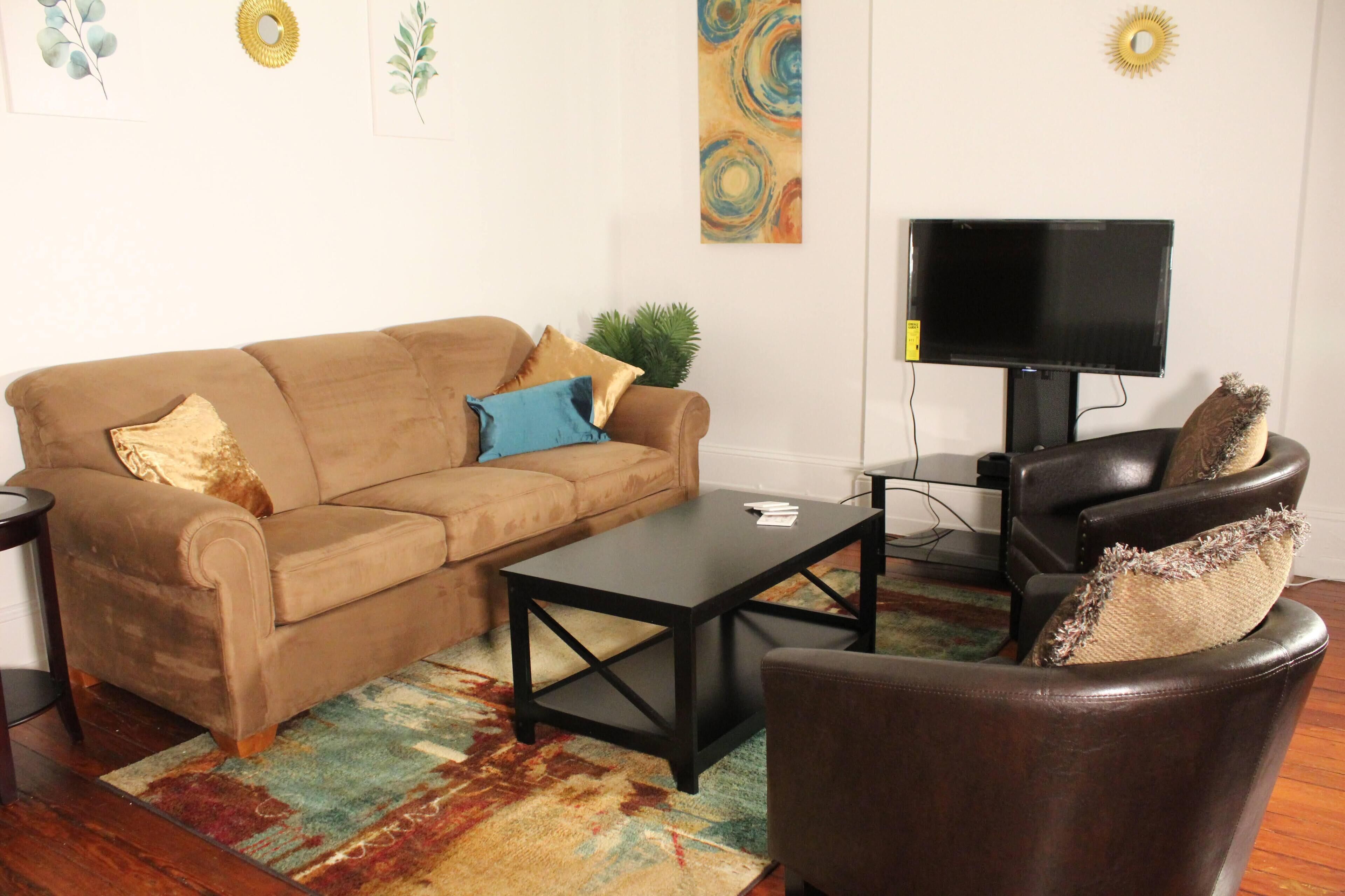 Great 1br Apt, Porch, Easy Parking & Access To Transit - Philadelphia