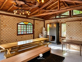 Casa de Campo Premium, acesso à piscina, vista para a montanha | Restaurantes