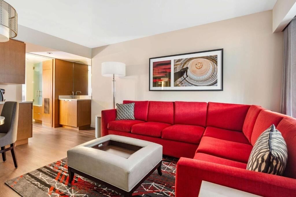 Modern 3 Suite W/ Long-stay Comfort Near Sedona Airport Scenic Lookout - 2.9 Mi - Washington, D.C.