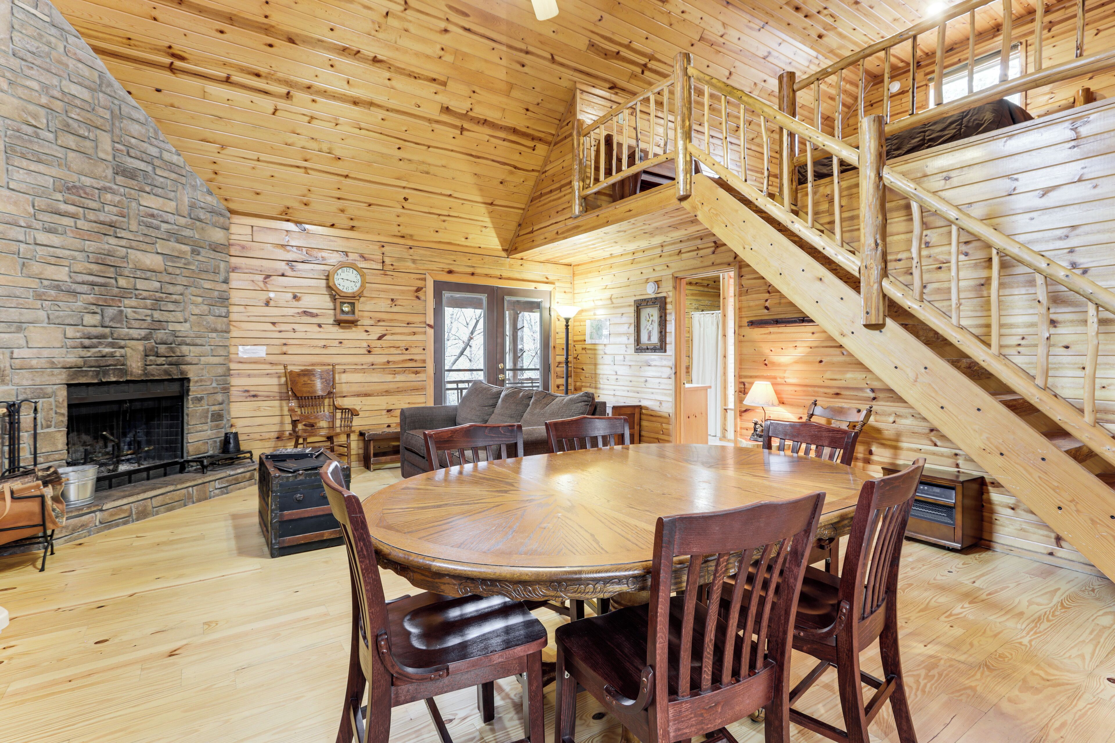 3 Mi To Dtwn! Nature-filled Eureka Springs Cabin - Eureka Springs, AR