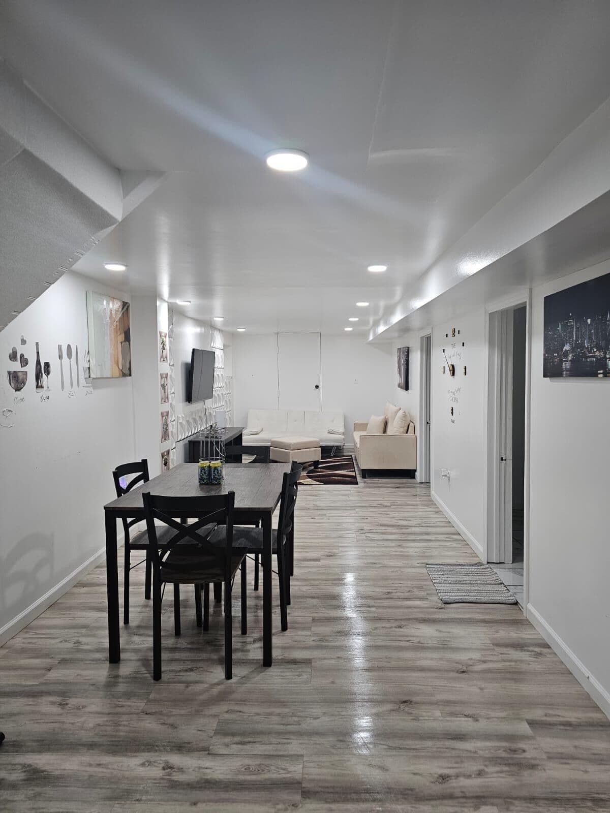 Perfect 2-bedroom Apartment With Ac In Soothing Irvington. Spacious Living Room. - Newark, NJ