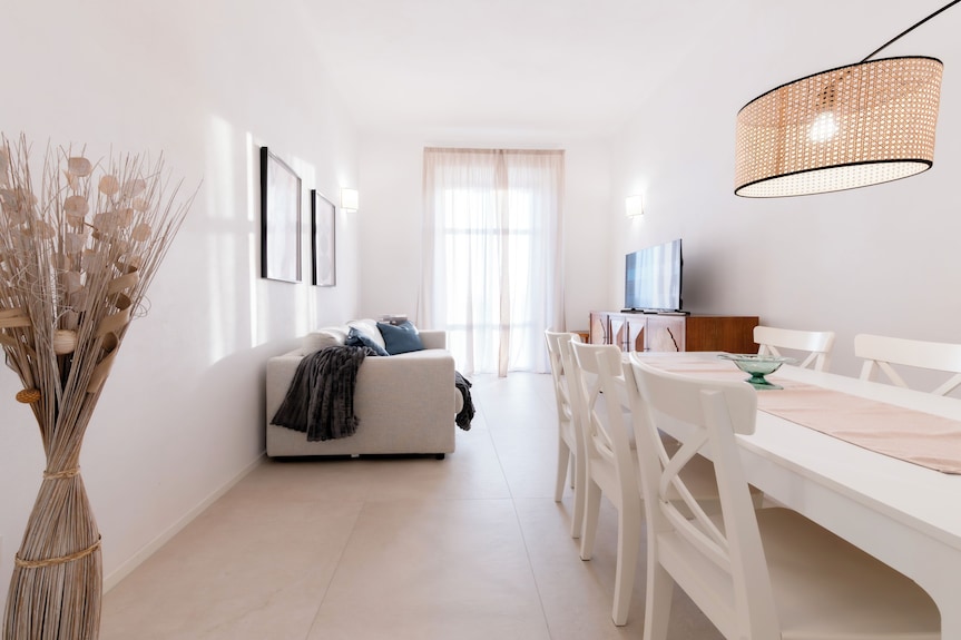 A Designer Retreat "Zero Meters" From The Beaches Of Versilia - Pietrasanta