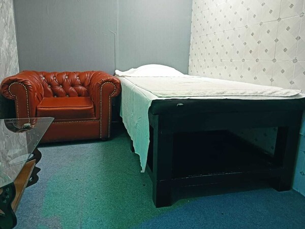 Banani Guesthouse & Spa - Dhaka