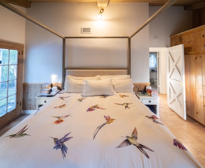 Amazing 5-bedroom Farmhouse In Quaint Rolling Hills Estates With Ac And Nature! - Los Angeles, CA