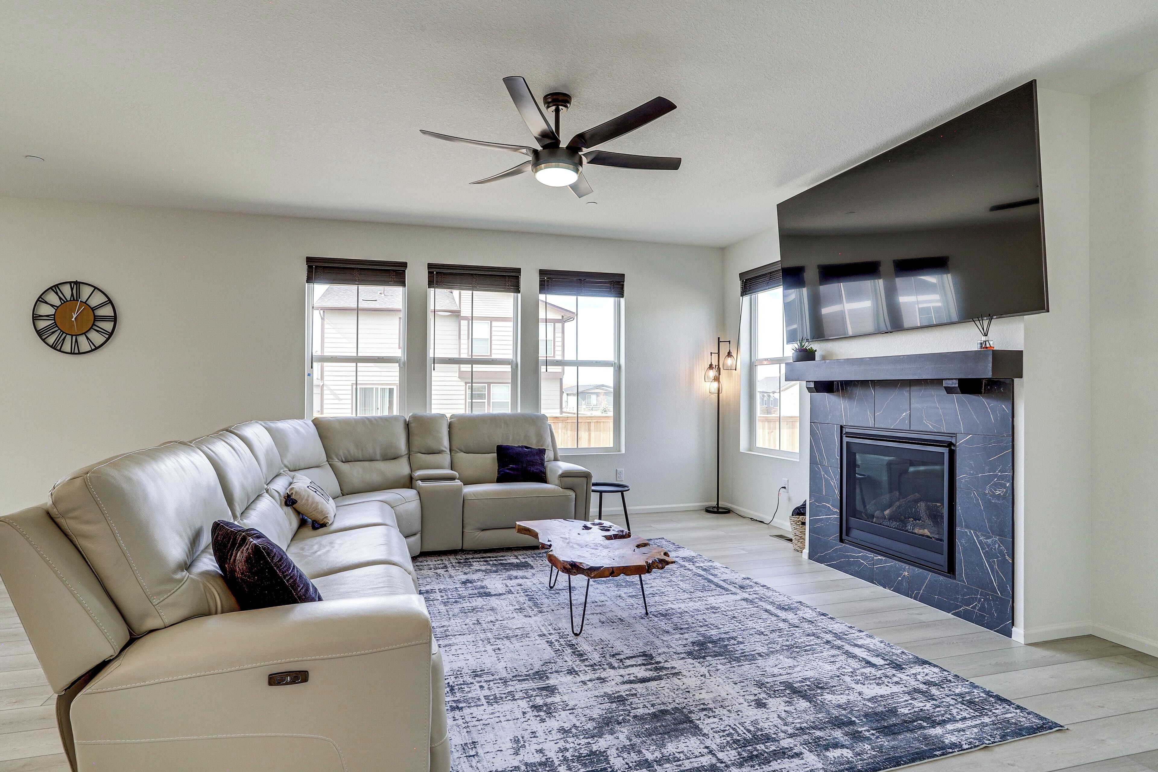 Wfh-friendly Commerce City Home Near Dia - Denver, CO