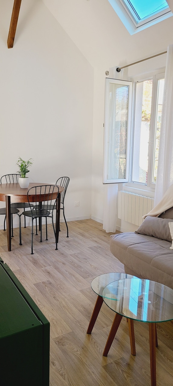 Maison Indépendante - Jardin - 1' Gare - 28' Paris - Taverny