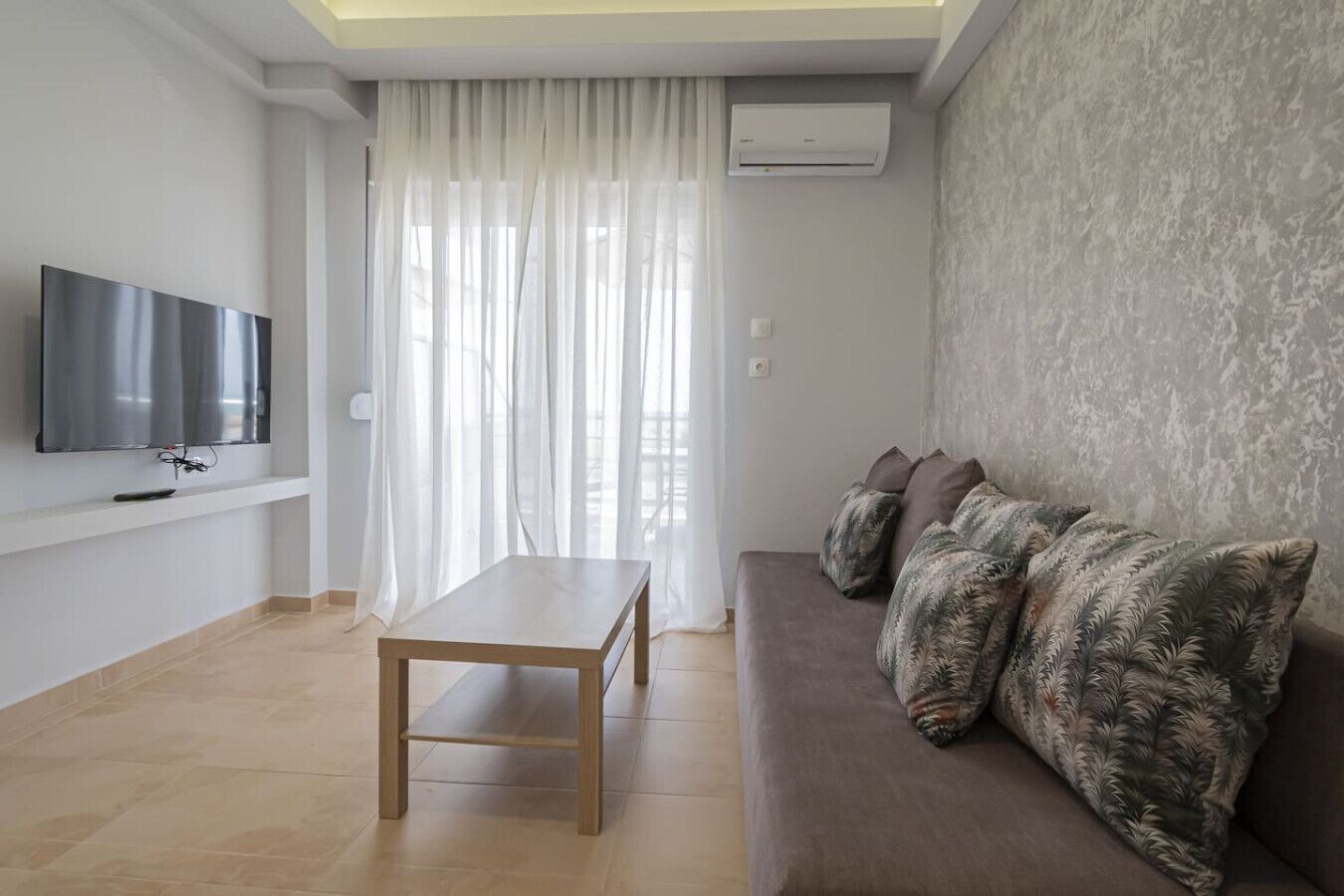 Happy Ellen Seafront 5 By Travel Pro - 哈爾基季基州