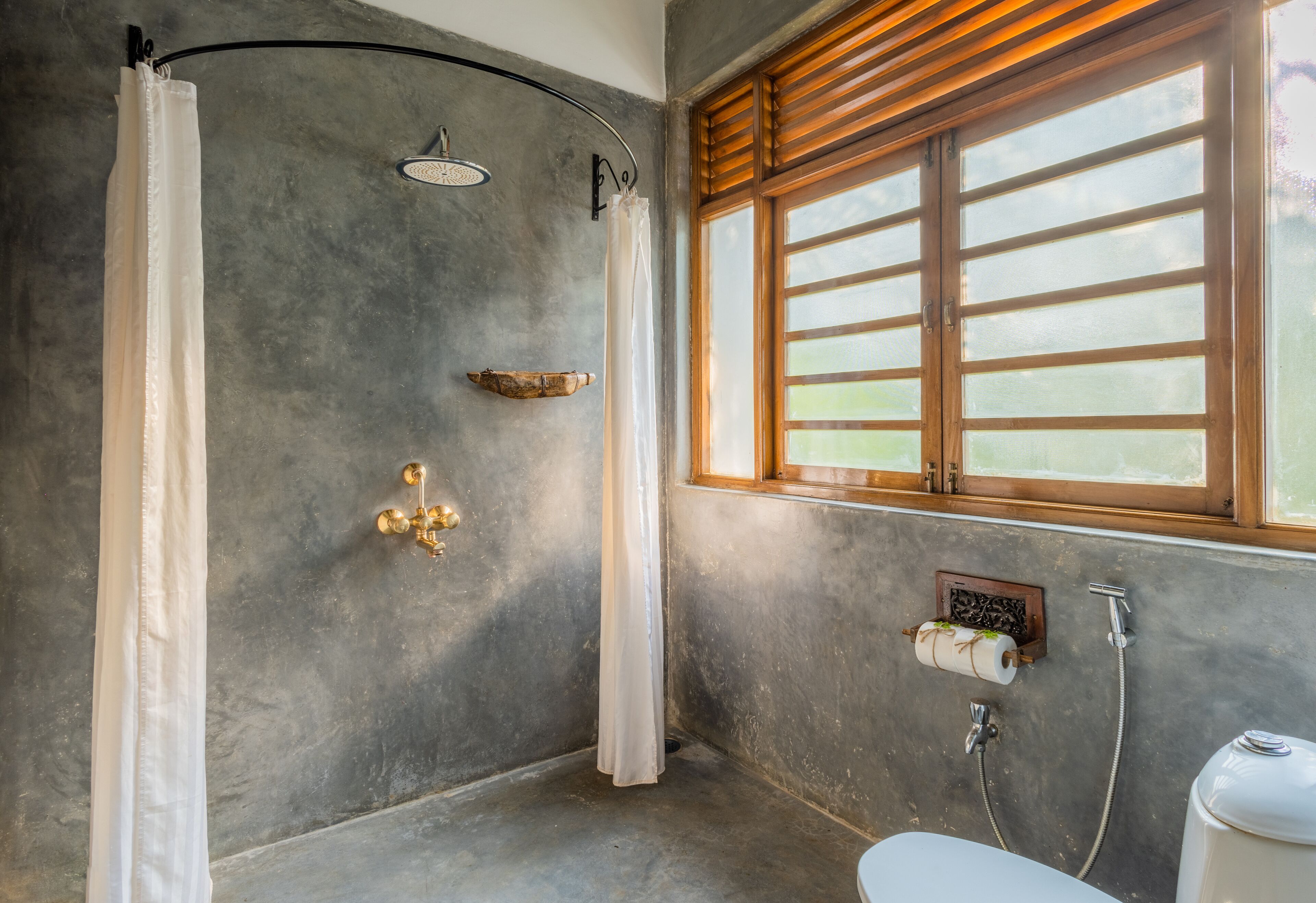 Villa, 2 quartos, piscina privativa, vista para o jardim | Casa de banho | Artigos de higiene pessoal grátis, um secador de cabelo, sabão, champô 