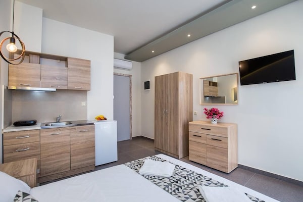 Studios&apartments Elisabeta - Тасос