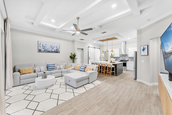 Family-friendly Palm Bay Getaway! 20 Mi To Beaches - Palm Bay, FL