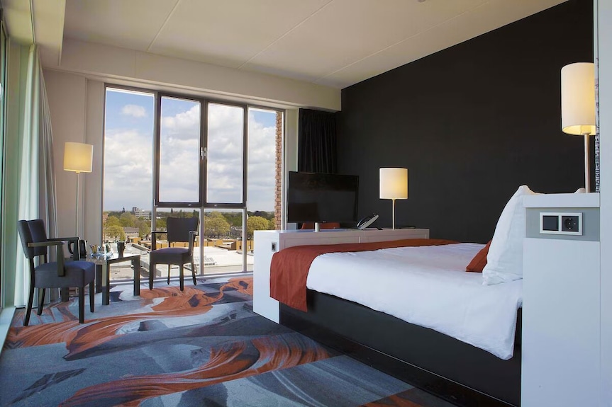 Making The Best Memories Along The Way! Swimming Pool And Nearby Trails! - Helmond