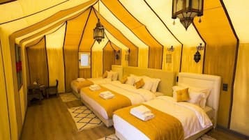 Quarto Quádruplo Deluxe, vista deserto