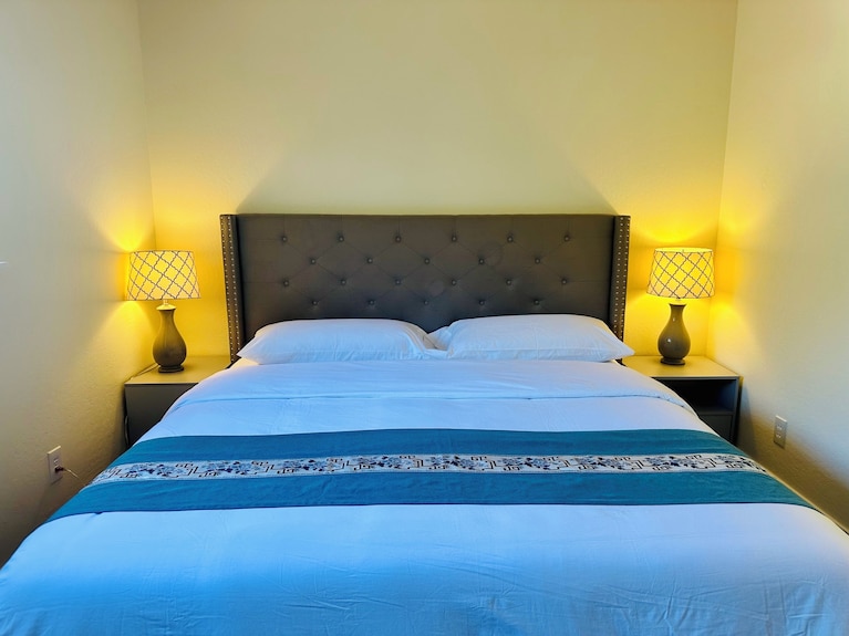 Downtown Private Master Suite With Easy Parking - Sacramento