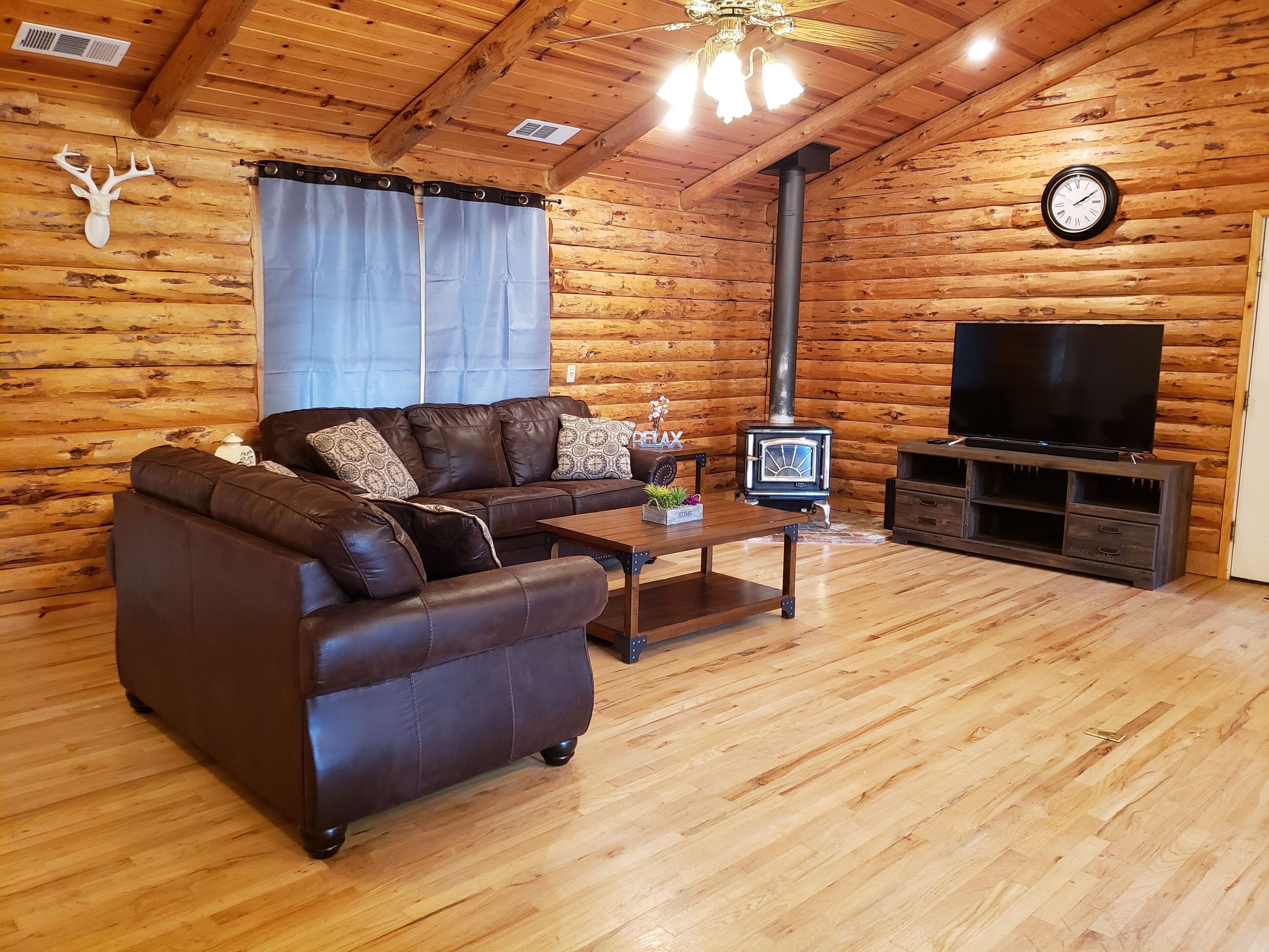 Beautiful Cabin At V5 Vineyards - Placerville, CA