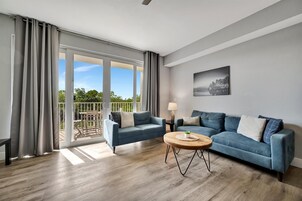 Casa de Férias Deluxe, 3 quartos, varanda | Sala de estar