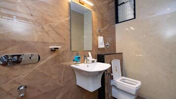 Quarto Twin Standard | Casa de banho