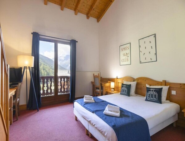 Four-guest Hub With Sauna & Pool - Lanslebourg-Mont-Cenis