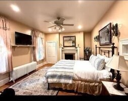 Quarto Duplo | Cortinas/cortinados opacos, Wi-fi grátis, roupa de cama fornecida 