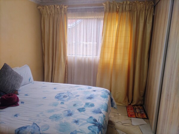 Lethabo Mountain View Guest House Cheap - Phuthaditjhaba