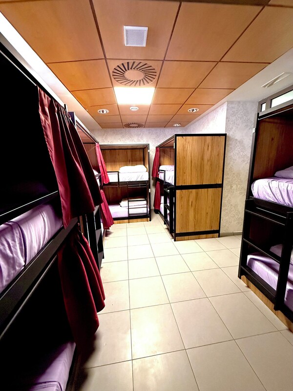 Palomeras Coliving & Coworking - Madrid