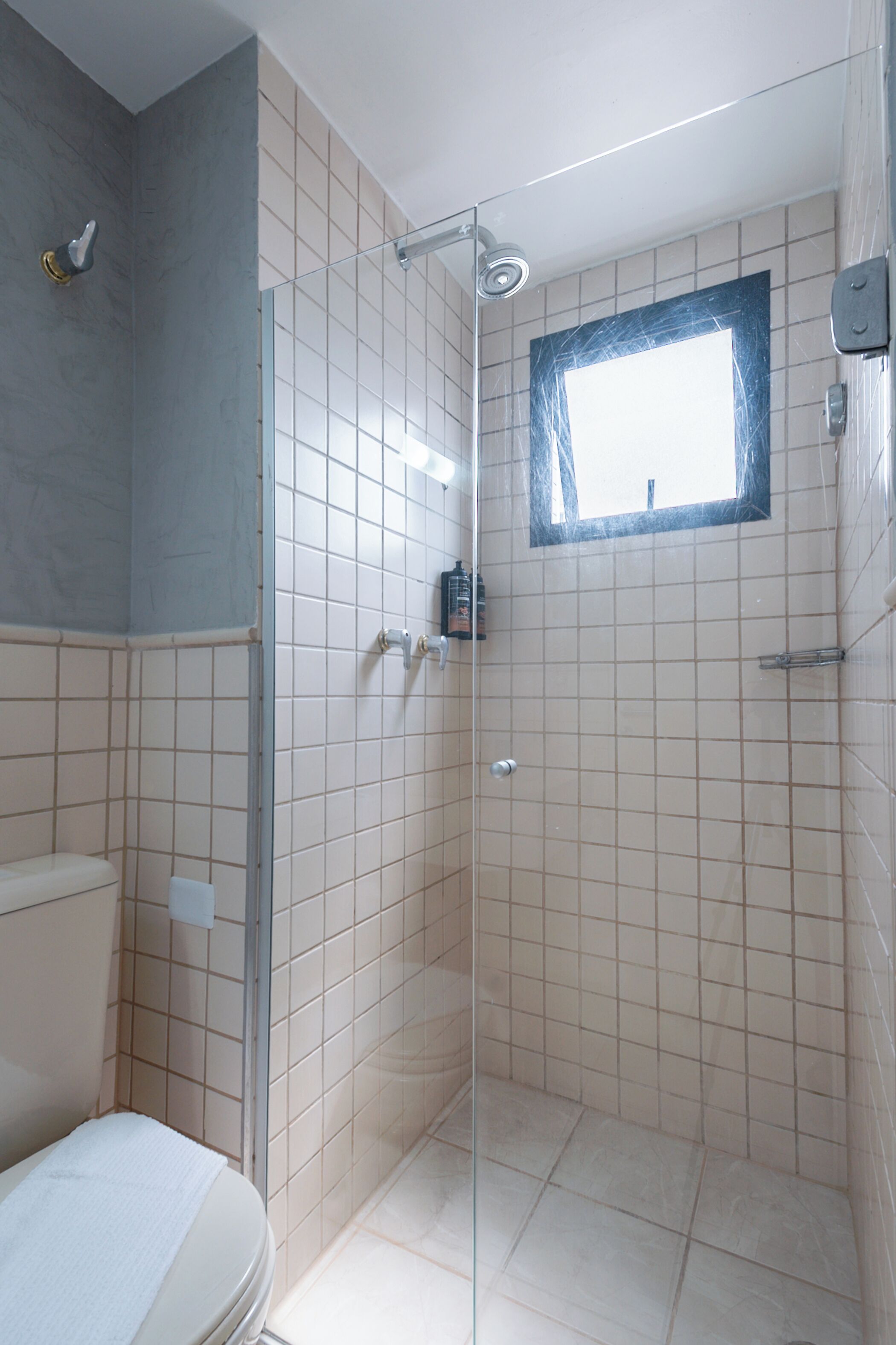 Suite-Estúdio Comfort, 1 cama queen-size e sofá-cama | Casa de banho