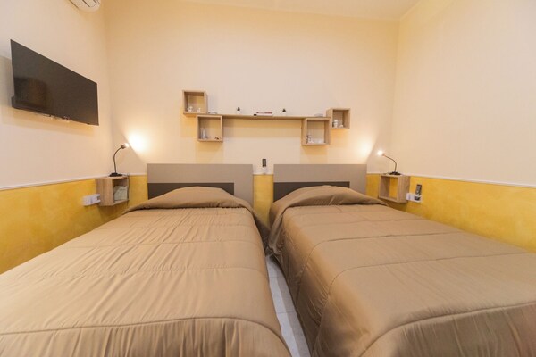 Guest House Margherita Caserta - Caserta