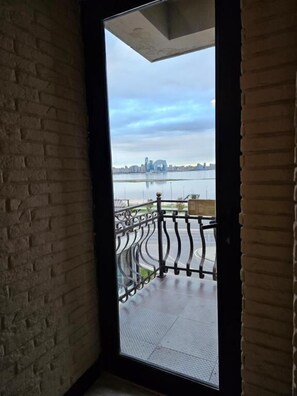 Apartamento, varanda, vista para o mar | Interior